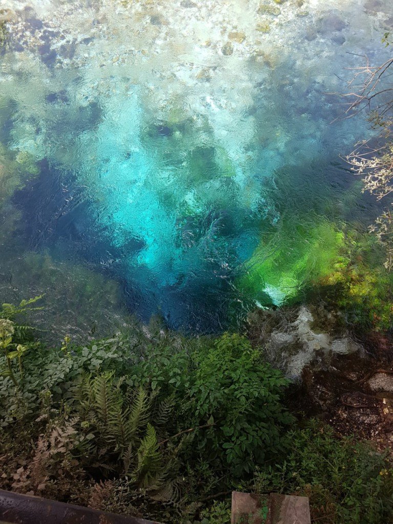 Syri i kaltër - Blaues Auge | TIRANA TO GO